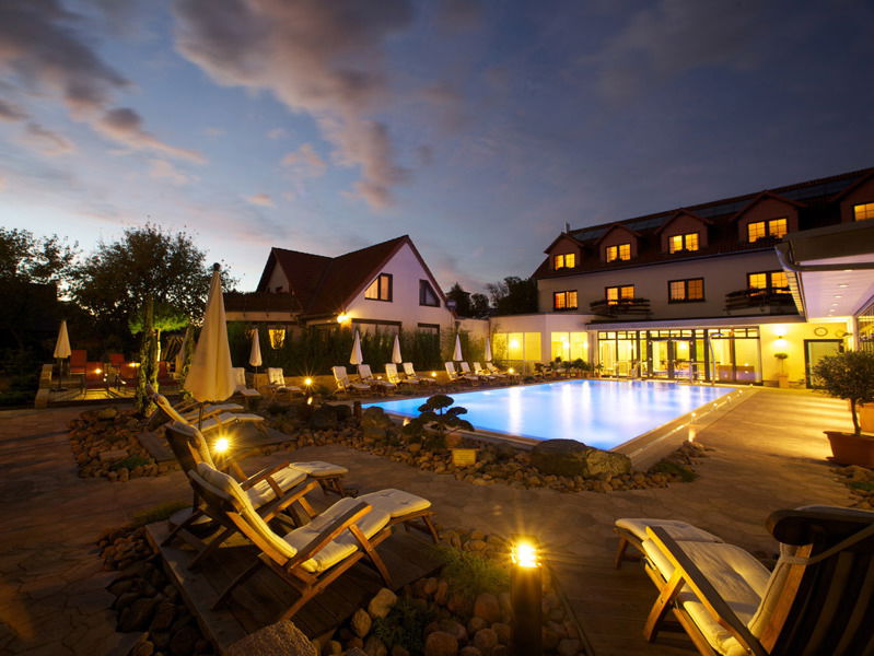 Romantik Pur - 7 Tage inkl. Sekt & romantischem 5-Gänge-Dinner - Hotel ...